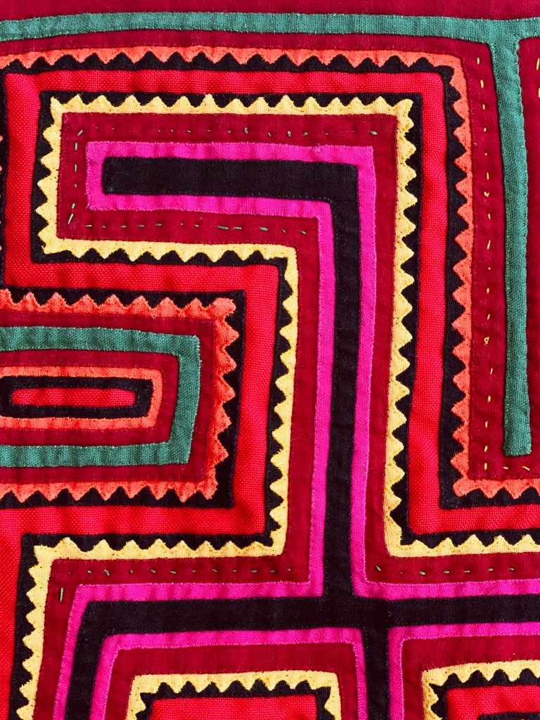 But... what's a mola? - The Art of Mola