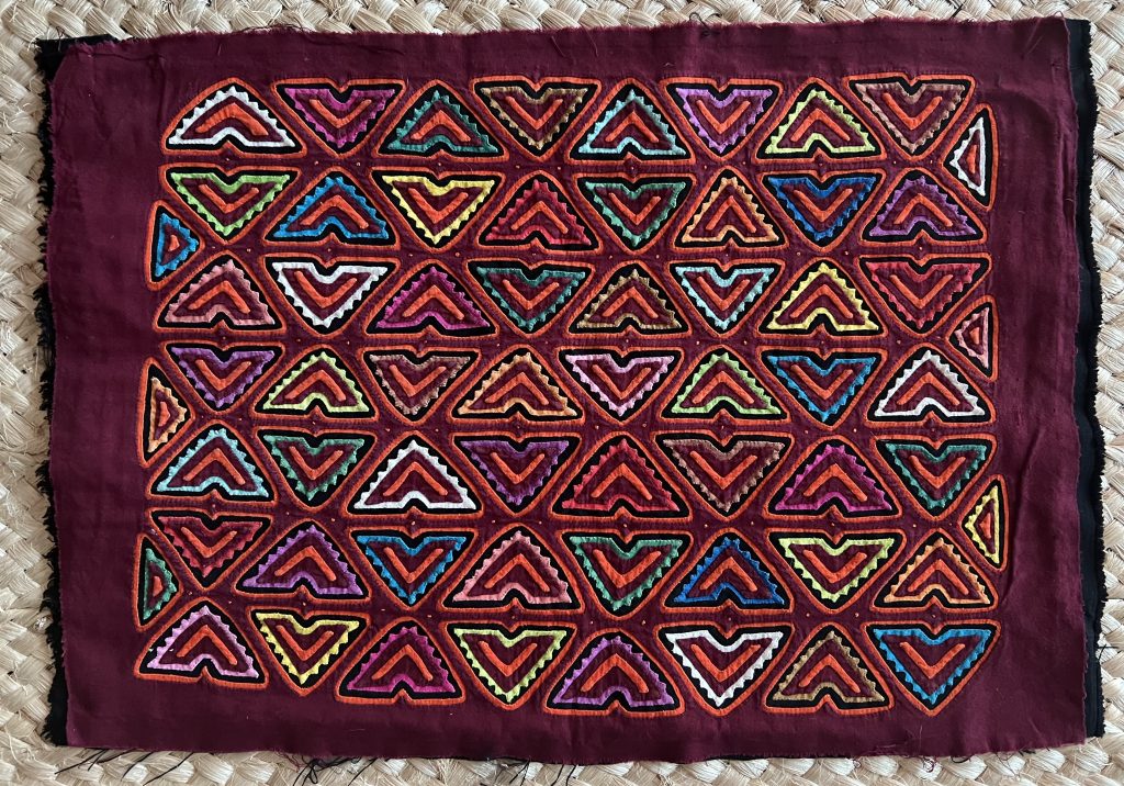 Molas from Panama - The Art of Mola